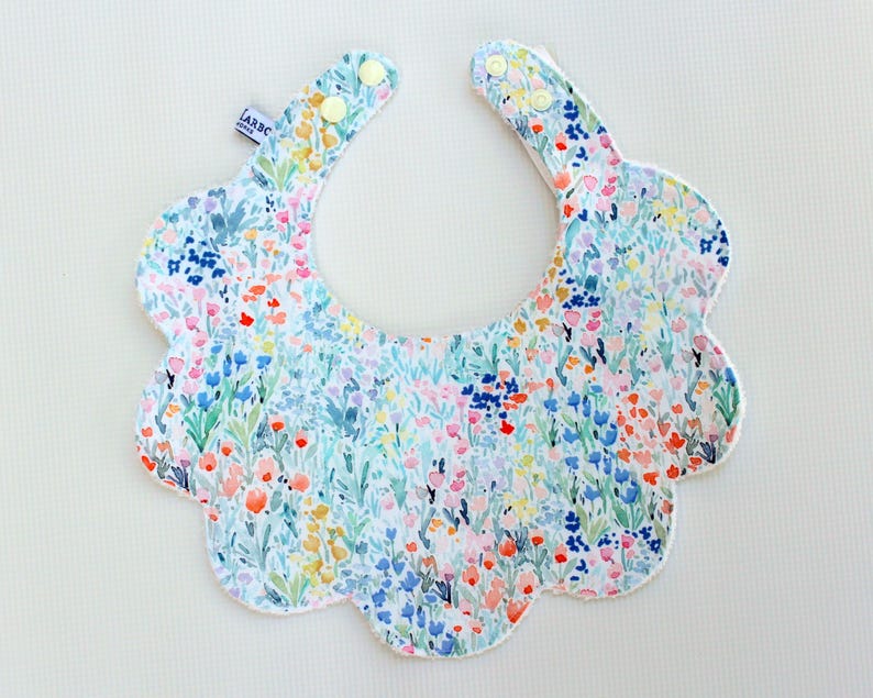 Floral Scalloped Girly Baby Bib, Girls Decorative Absorbent Infant Bib ...