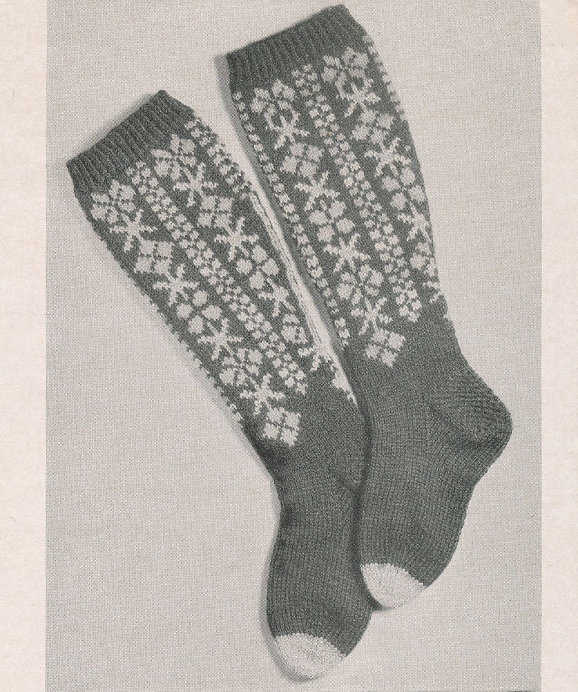 KNITTING PATTERN Vintage Scandinavian Knee Length Stockings Socks 61 ...