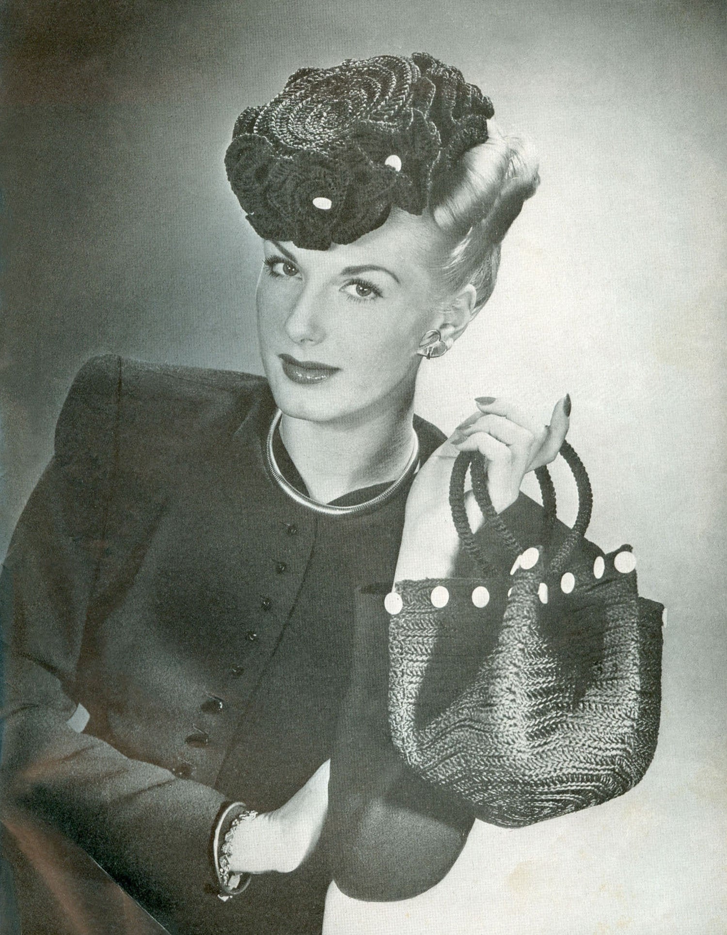 CROCHET PATTERNS Vintage Button Pillbox Hat and Button Pouch Bag 07 ...