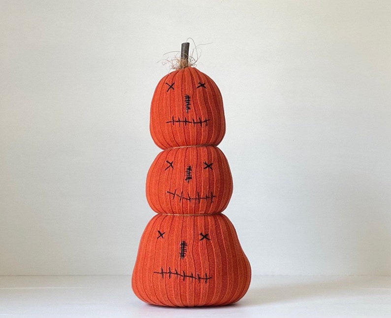 Fall Stacked Pumpkins Halloween Centerpiece - Etsy