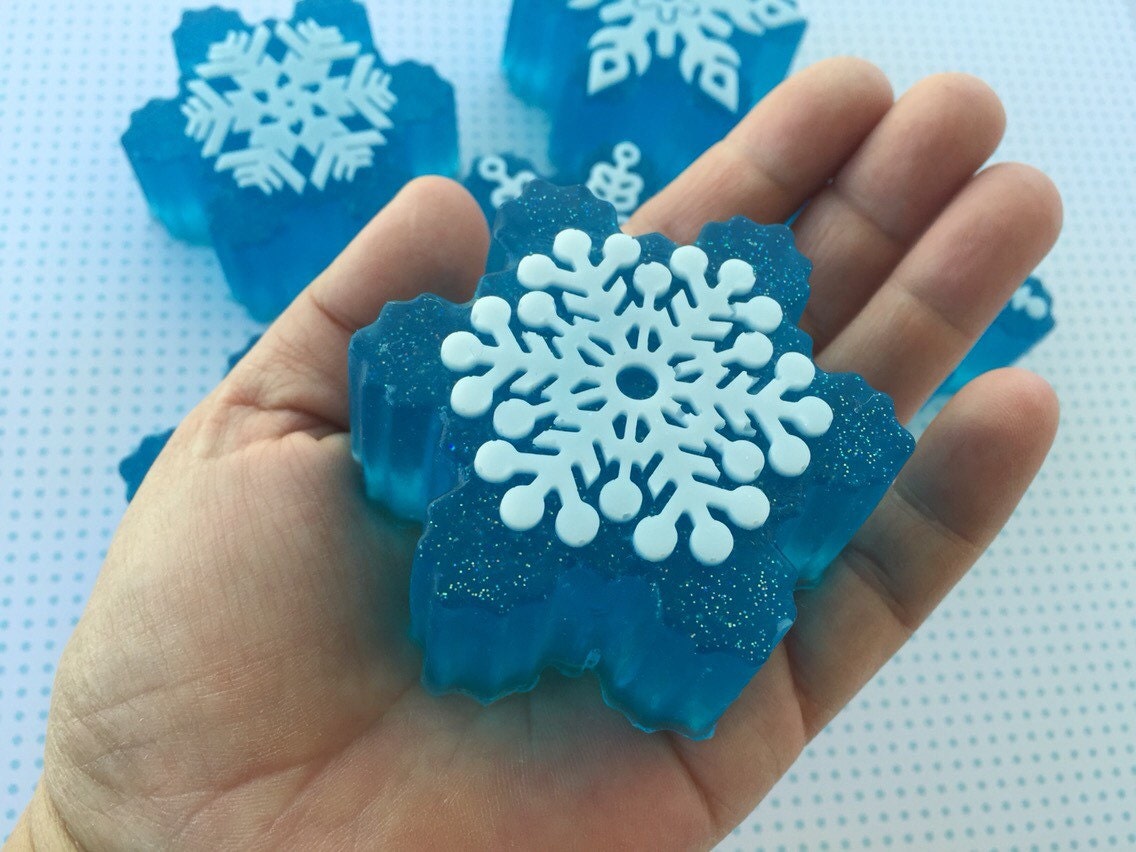 Snowflake Soap - Fresh Snow - Christmas Soap - Winter Soap - Holiday ...
