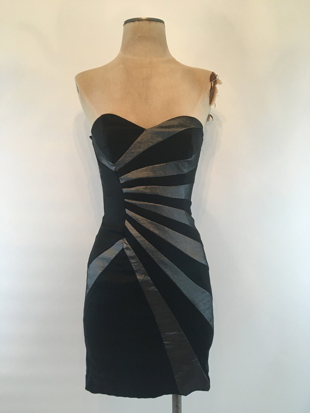Vintage 90s Cache Strapless Stretch Mini Dress With Grey Sharkskin ...