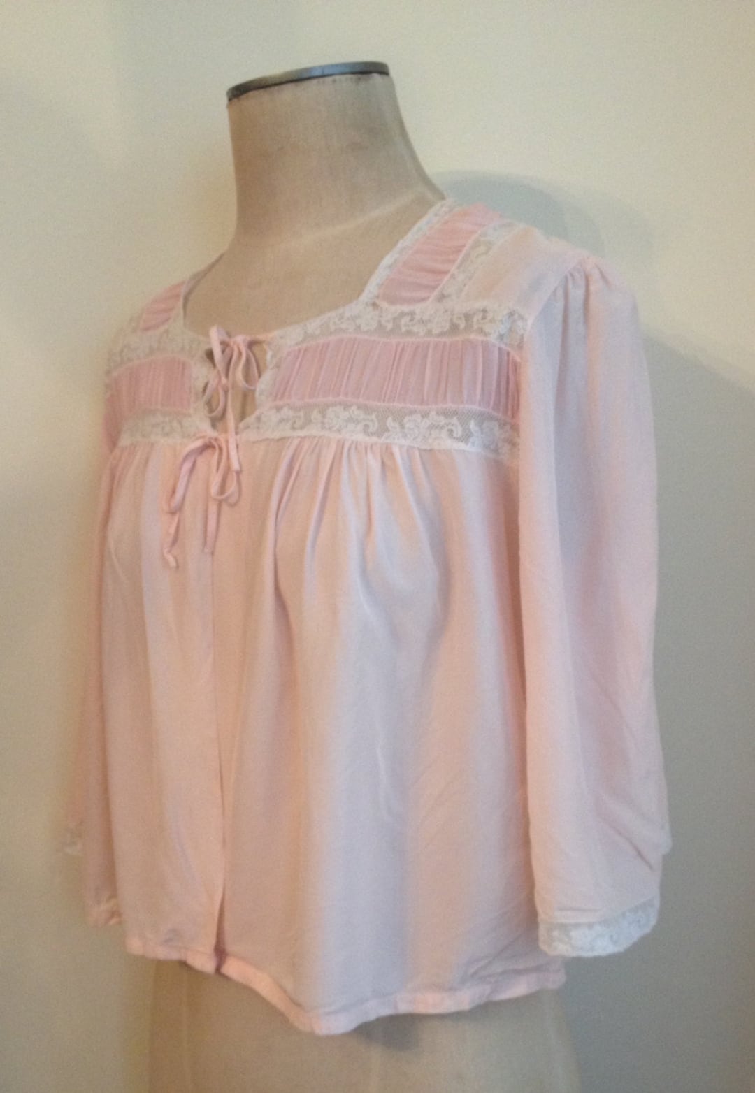 Vintage Pink Bed Jacket Lingerie With Lace/ 1940s Bed Jacket - Etsy
