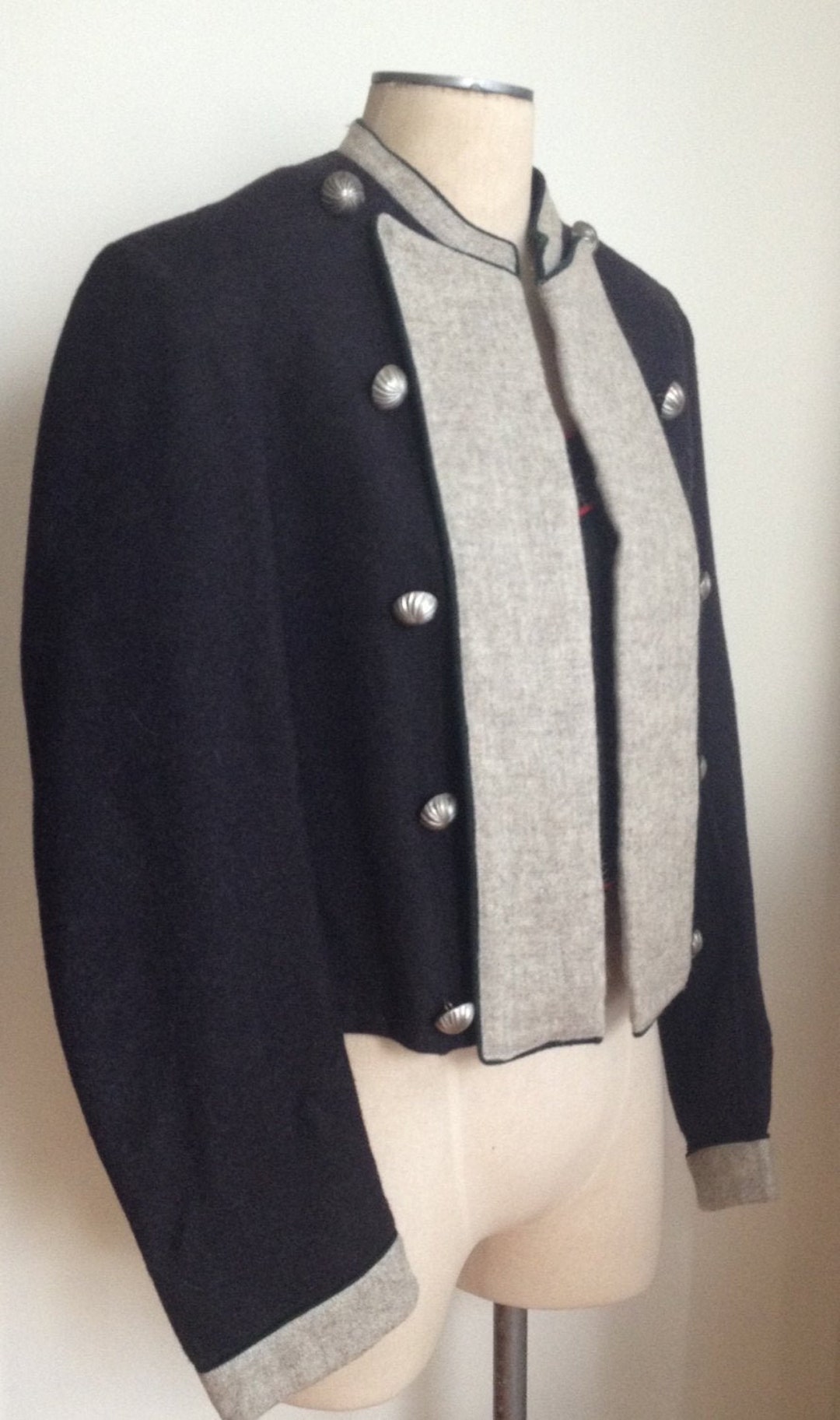 Vintage Mens Lanz of Salzburg Austrian Trachten Wool Military Style ...