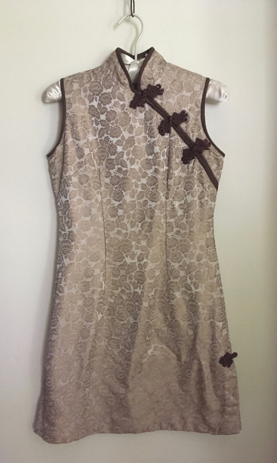 60s Vintage Custom Made Brocade Micro Mini Sleeveless Cheongsam Dress ...