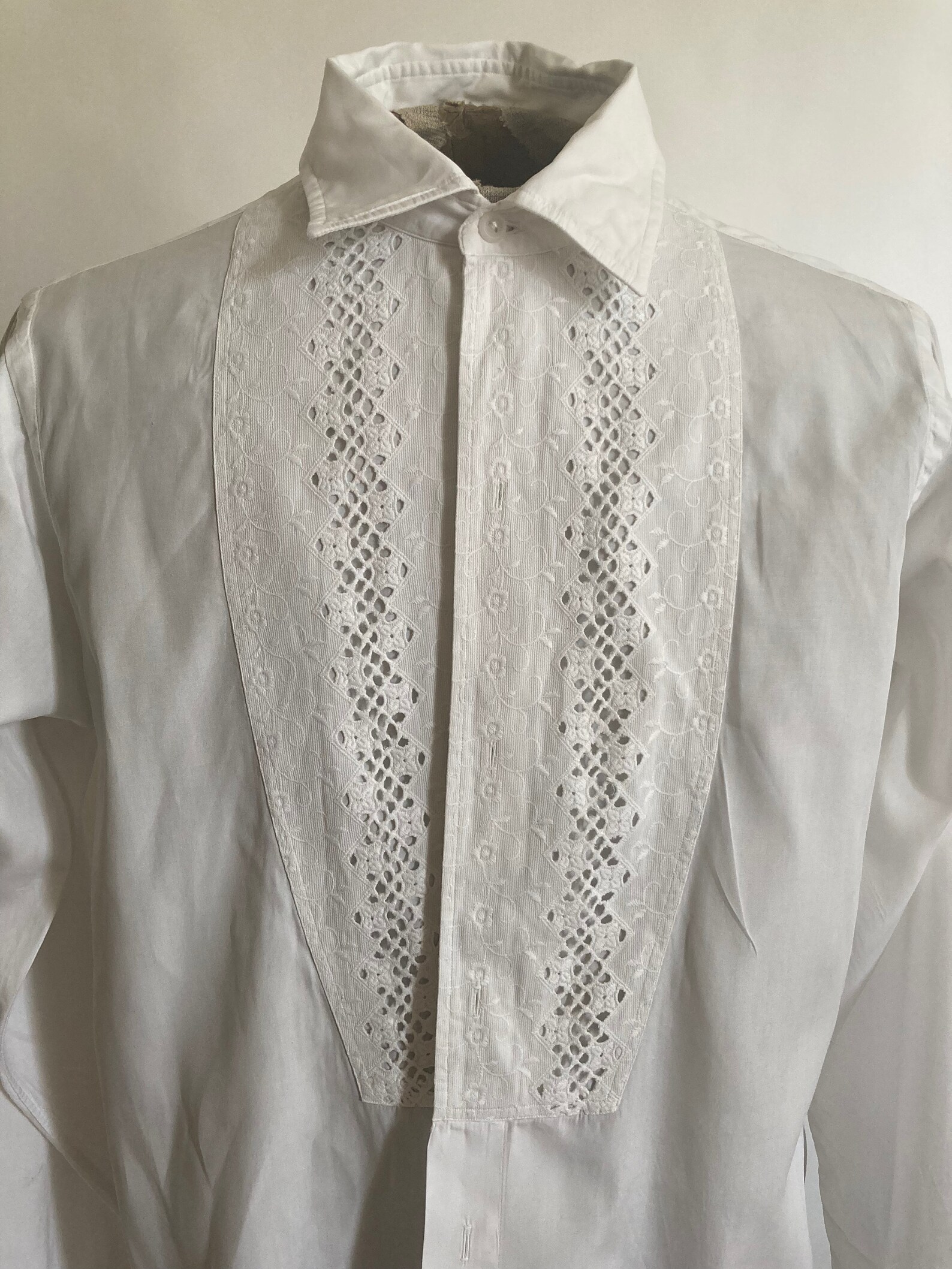 1940s Rogoff Bothers/cleveland Mens White Brocade/eyelet Cotton Tuxedo ...