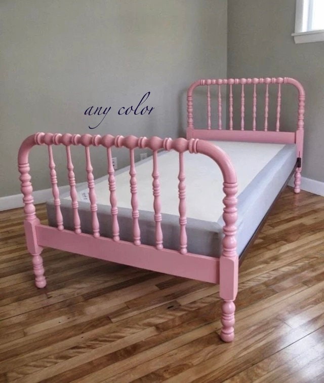 Twin Jenny Lind Bed. Customize Spindle Bed Etsy UK