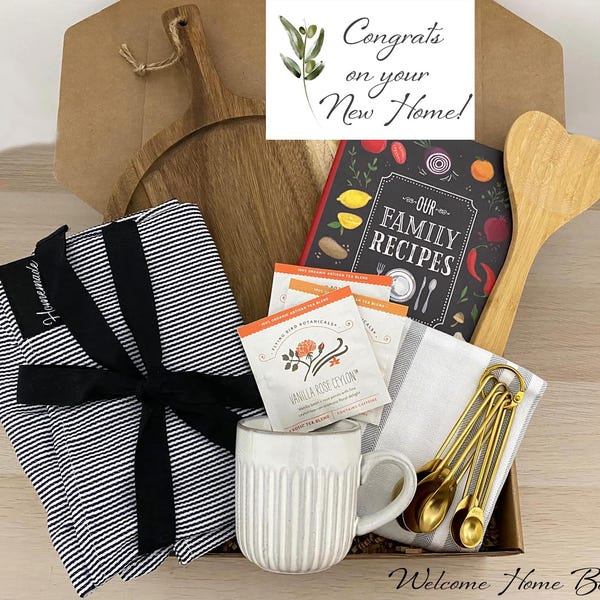 New Home Housewarming Gift - 60+ Gift Ideas for 2024
