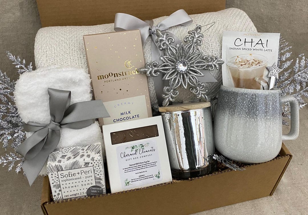 Holiday Gift Box for Women, Christmas Gift, Winter Gift, Gift Box for ...