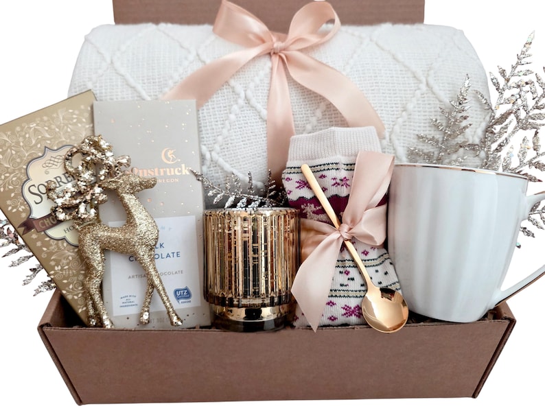 Christmas Cozy Gift Box for Women, Spa Self Care Relaxation Set - Etsy