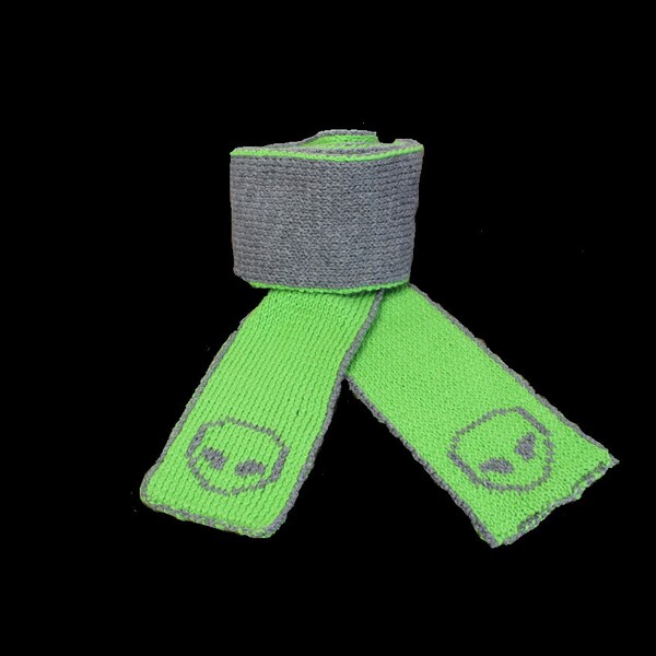 Alien Scarf - Etsy