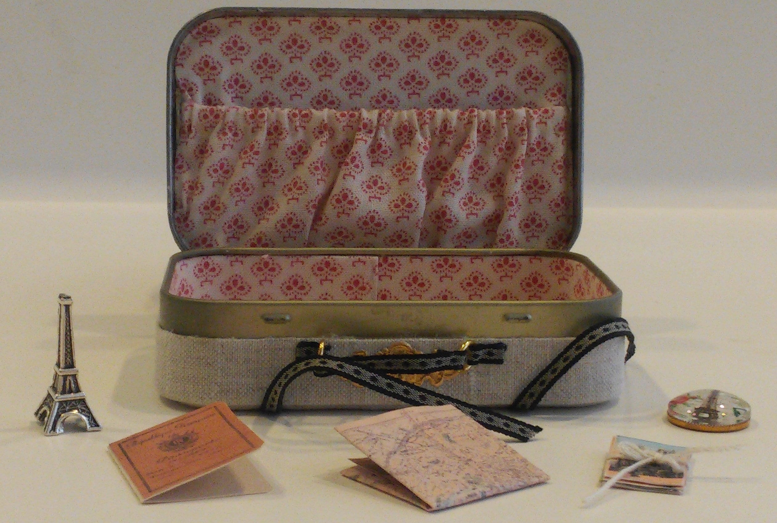 PDF PATTERN Altoids Tin Dolly Suitcase for 10-15 Dolls - Etsy