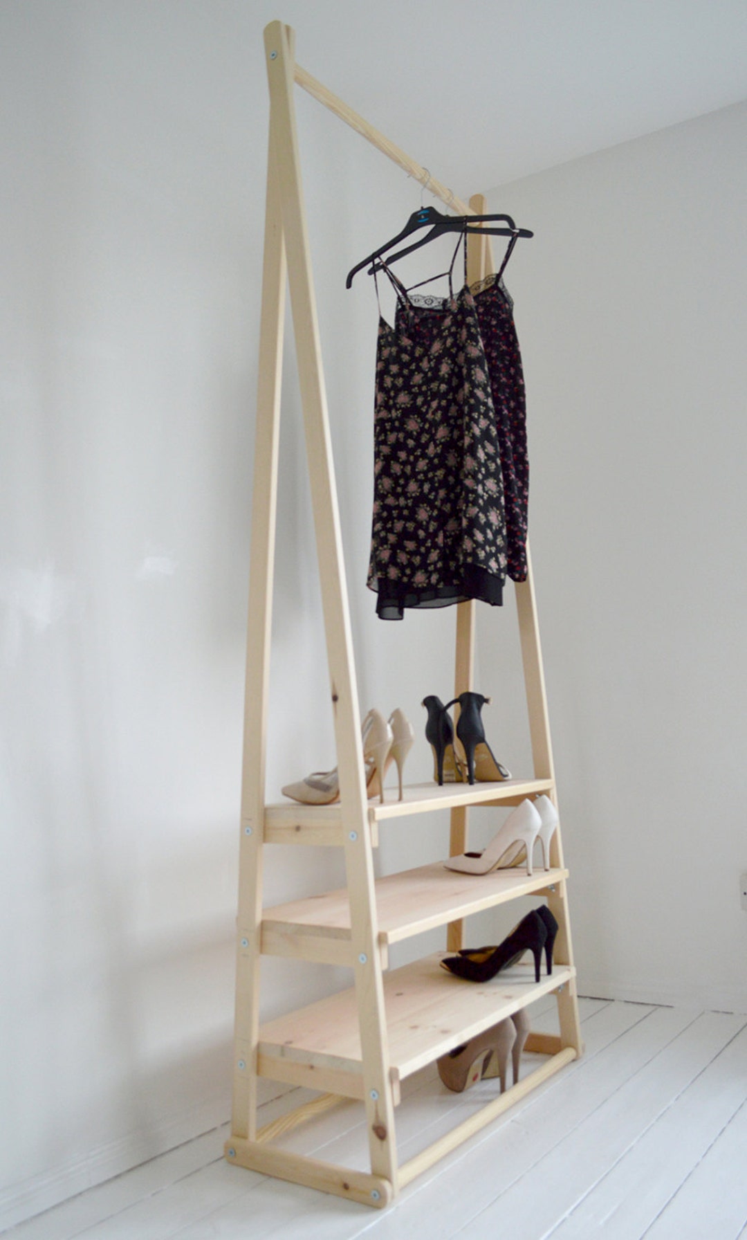 Hecho a mano, madera natural, perchero, perchero con 3 estantes - Etsy ...