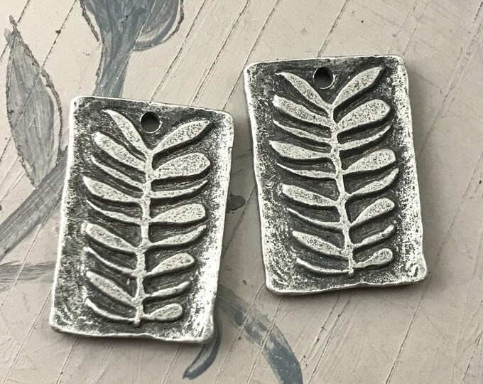 Plant Leaves Charms Aged Finish 18.5mm Jewelry Charms - Etsy