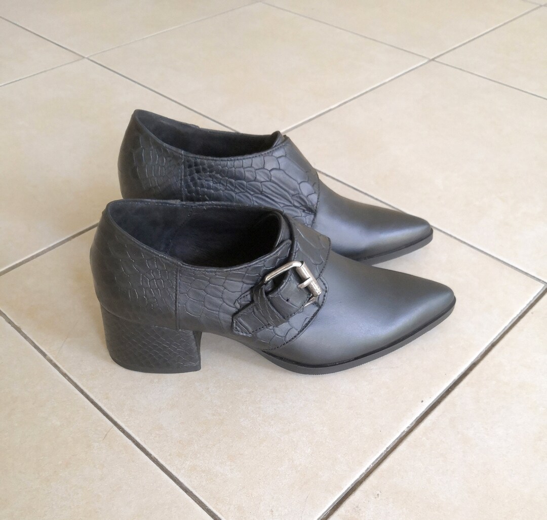 Pointy Black Leather Handmade Shoes, Pointed Low Heel Shoes, Handmade ...