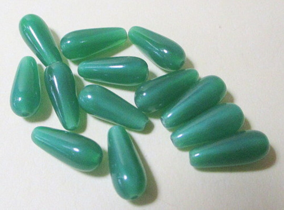 Green Glass Teardrop Beads, 12 Piece Lot - Etsy