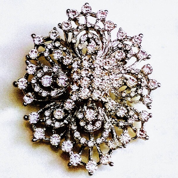 Royal Brooch - Etsy