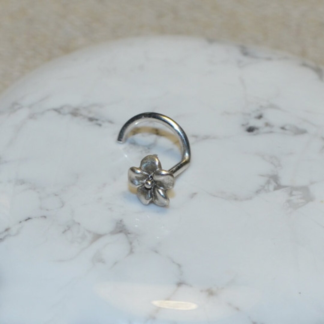 Flower Tragus Stud 18g - Silver Nose Ring Stud - Tragus Earring - Helix ...