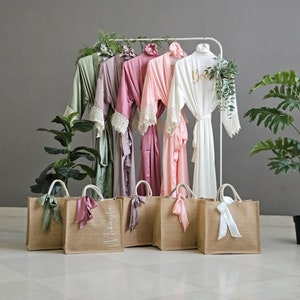 Bridesmaid Bags for Wedding Day Personalized Bridesmaid Proposal Burlap ...