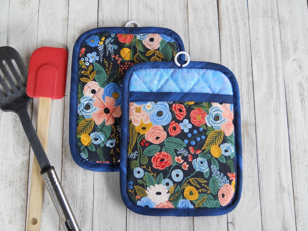Handmade Pot Holders Trivets, Set of 2: Modern Floral! Quilted Oven ...