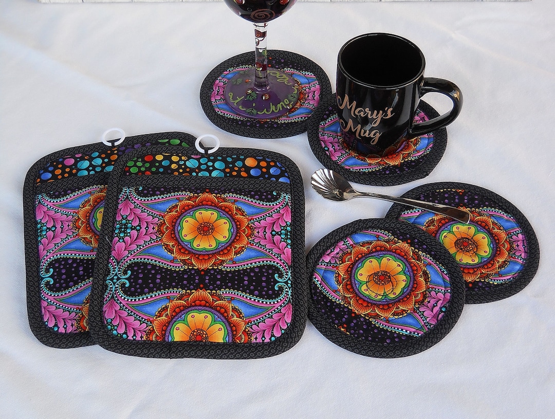 Handmade Pot Holder Mug Rug Set: 2 Potholders and 4 Mug Rugs, Colorful ...