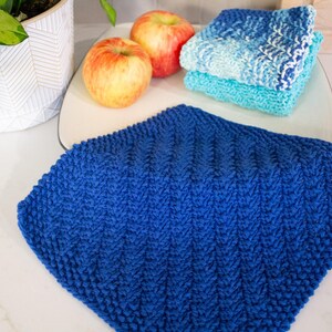 Easy Knit Diagonal Dishcloth Pattern: Reversible Beginner Project ...