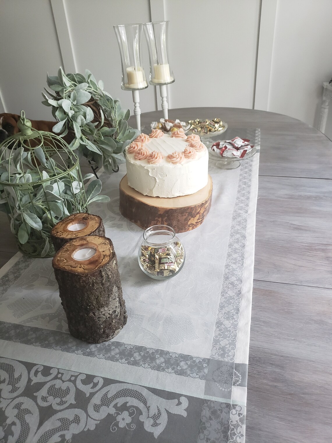 Live edge oak wood slice cake stand wedding pedestal | Etsy