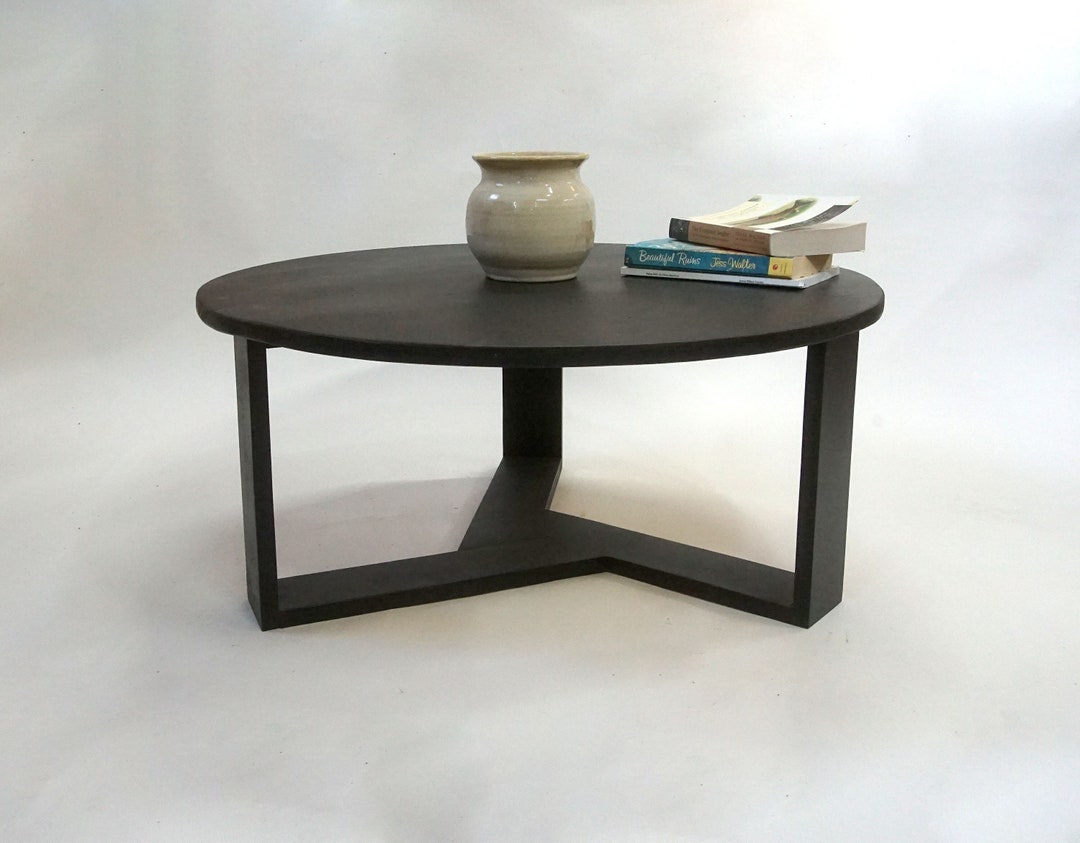 Modern Low Round Top Circular Coffee Table With Acute Triangle Legs ...