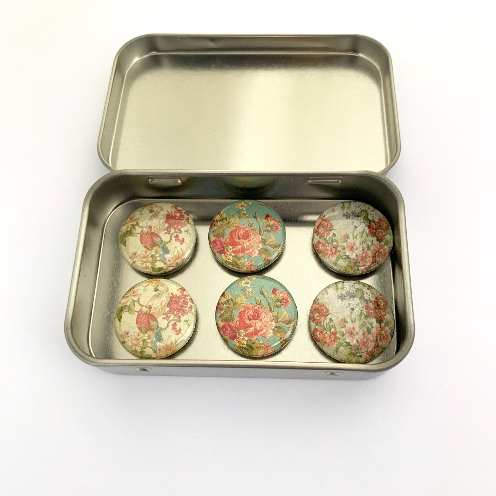 Vintage Look Floral Magnet Set | Etsy