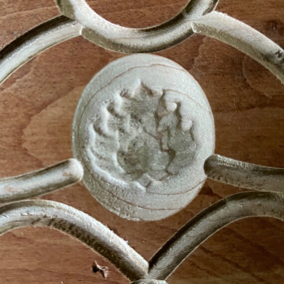 Infinity Sign With Legs