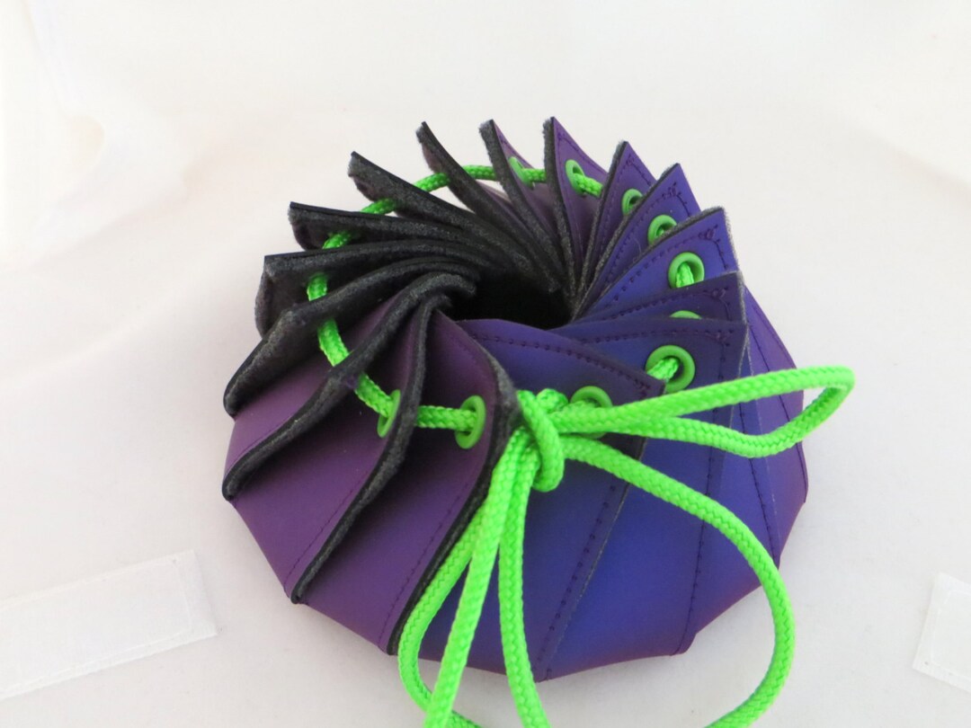 Kush Gift - Kushin™ Glass Water Pipe Cozy - Iridescent Purple With Lime ...