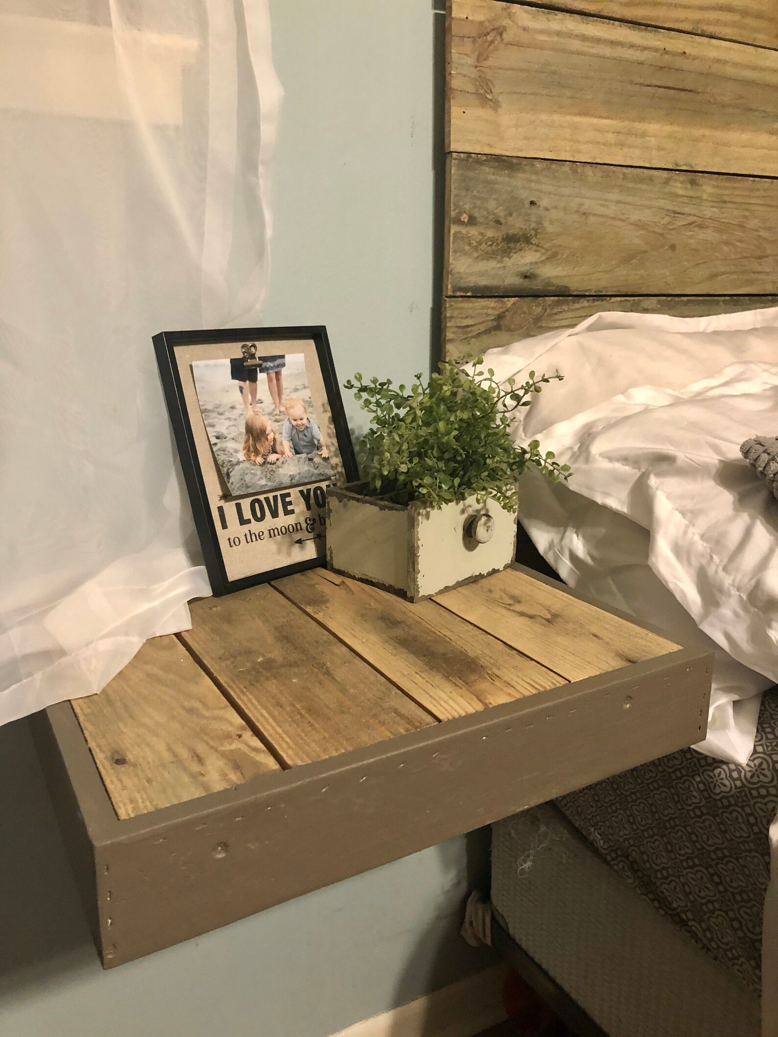 Grey Floating Farmhouse Nightstand - Etsy