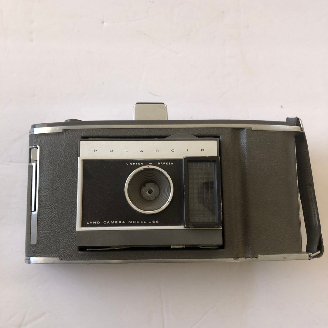 1960's Polaroid J66 Land Camera With Case - Etsy