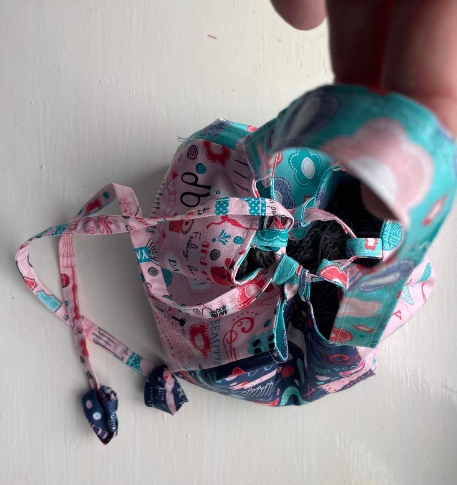 A Patchwork Japanese Rice Bag With Sewing and Knitting Images 100% ...