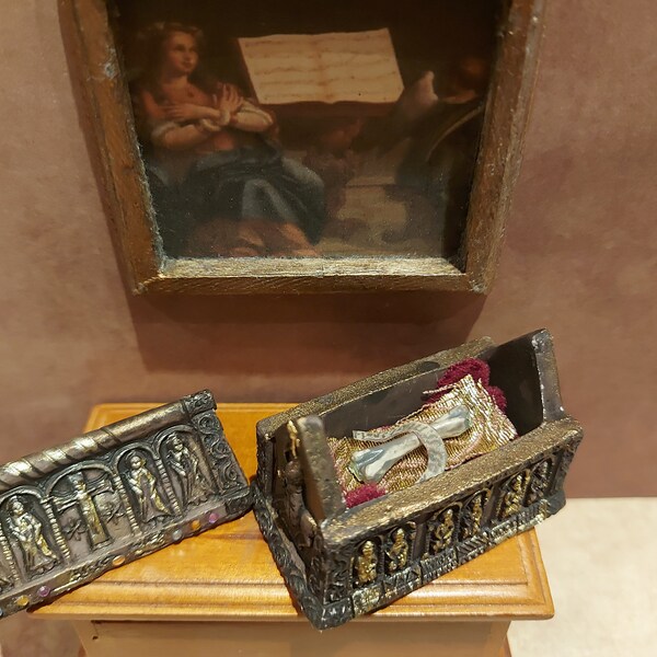 Medieval Dollhouse - Etsy