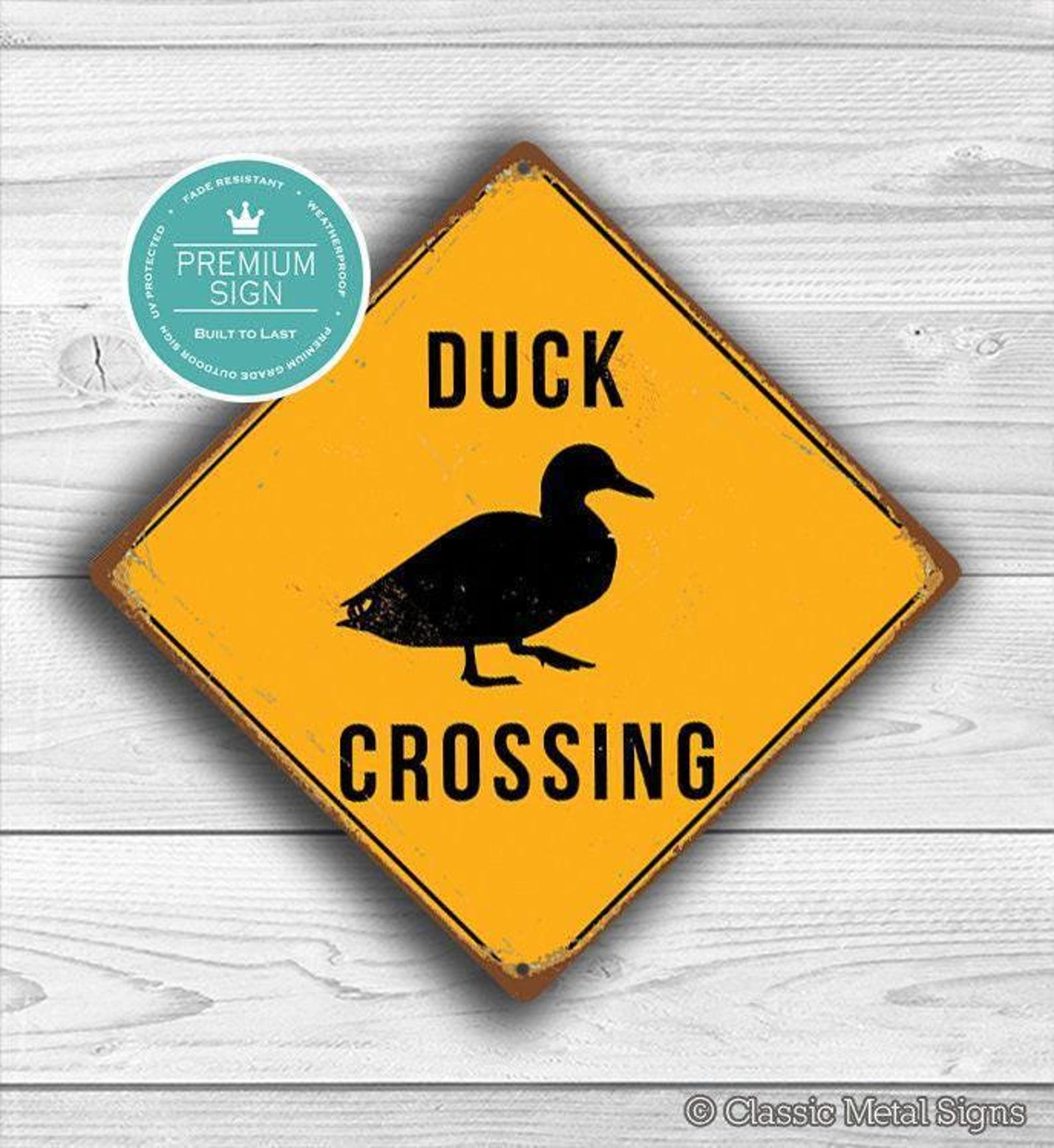 Duck Crossing Sign: Outdoor Yard or Farm Animal Décor - Etsy