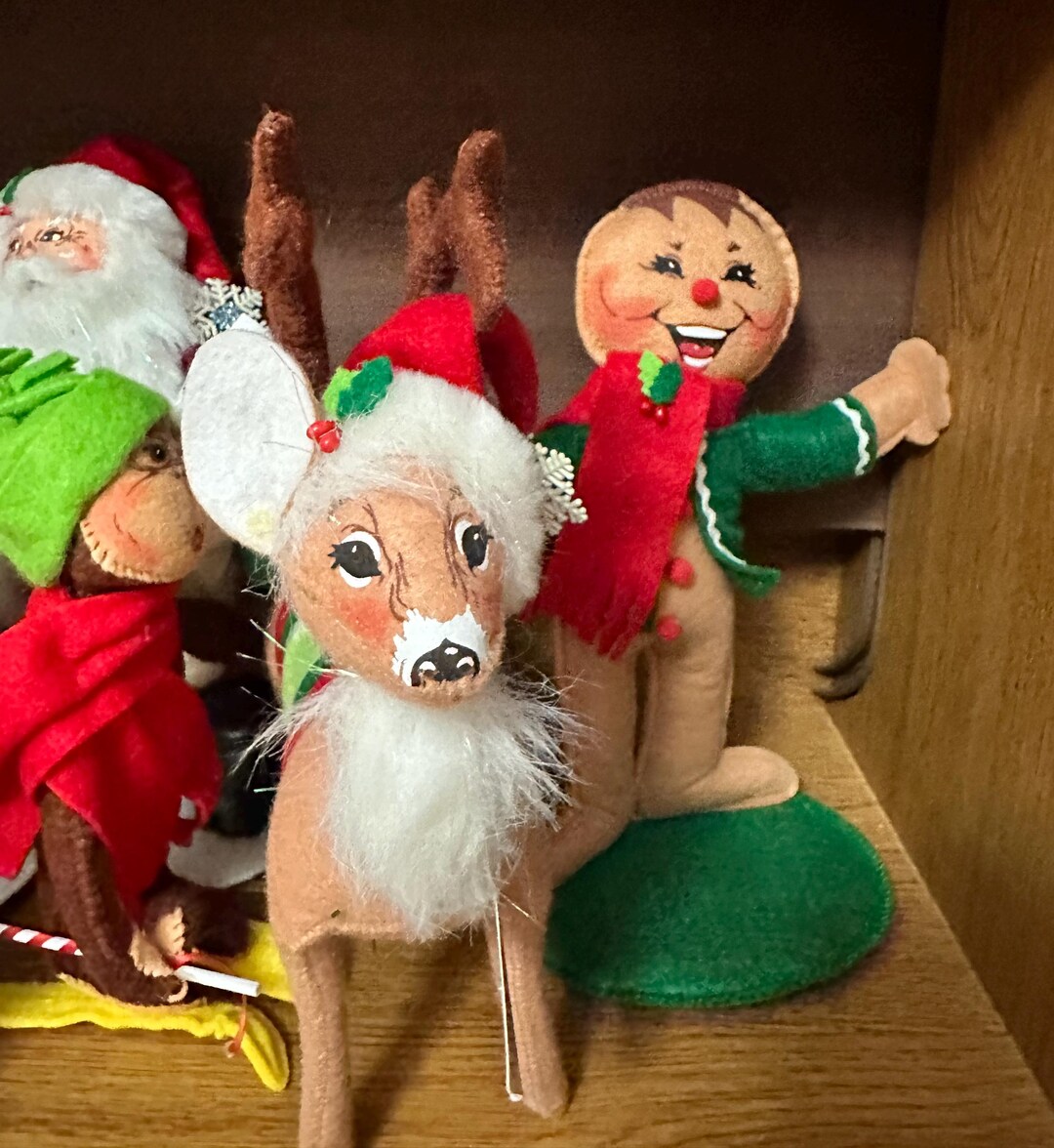 Large Lot of Retired Christmas Annalee Dolls. - Etsy
