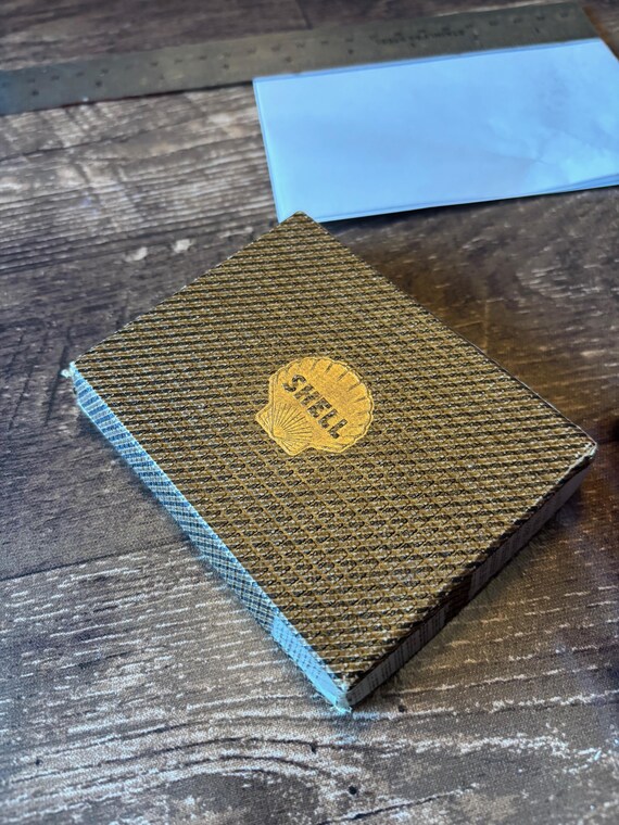 Pocket Watch ~ Shell Oil Co. ~ Original Box & Fob - Gem