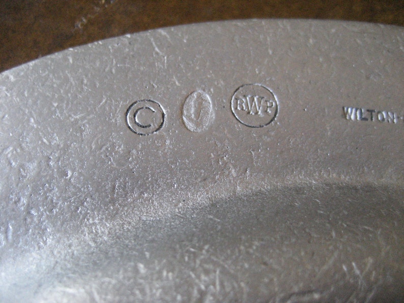 RWP Wilton Columbia, PA Armetale Plate. USA American Eagle Symbol in ...