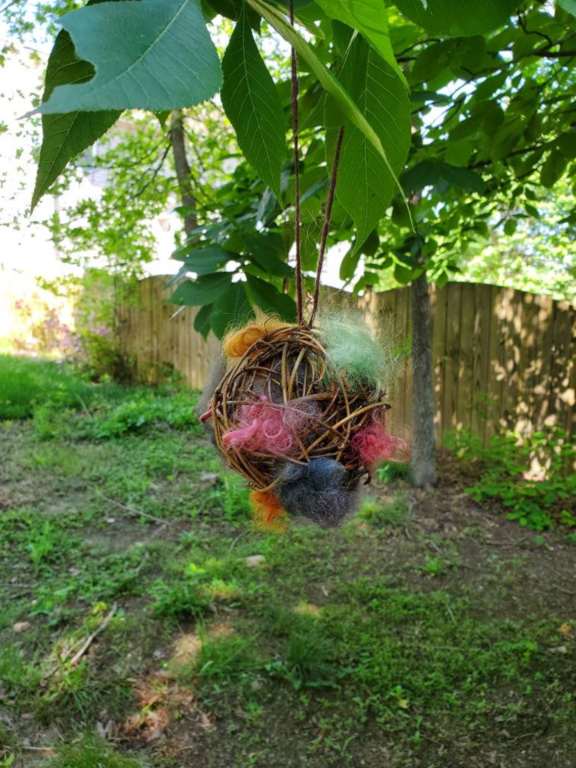 Eco-friendly Bird Nesting Ball Filled With Wool Bird's Nest, Bird ...