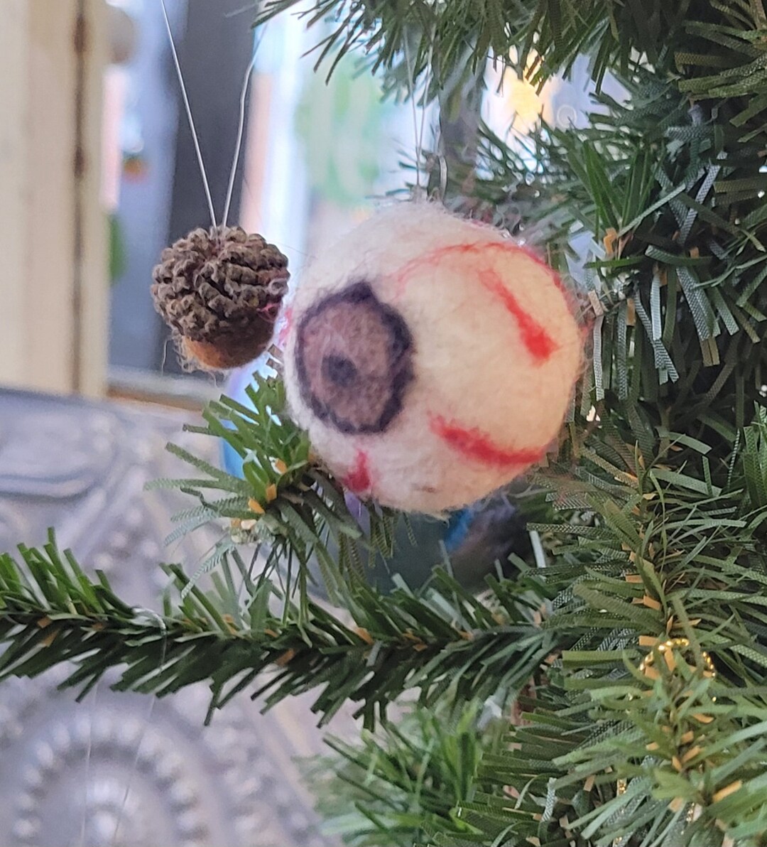 Eyeball Ornament, Tree Decoration, Year Round Tree Ornament, Halloween ...