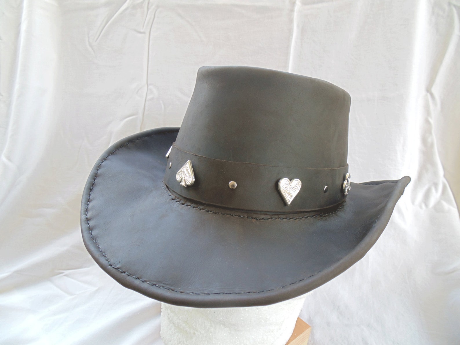 Leather Gambler Style Hat With Card Suits and Rivets Hat Band - Etsy Canada