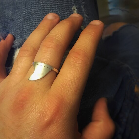 Surfboard Fin Ring Surfer ring Wave Ring Silver fin ring | Etsy