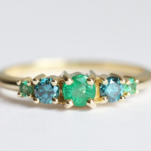 Emerald and Blue Diamond Cluster Ring in 18k Solid Gold - Etsy UK