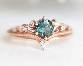 Capucinne etsy store