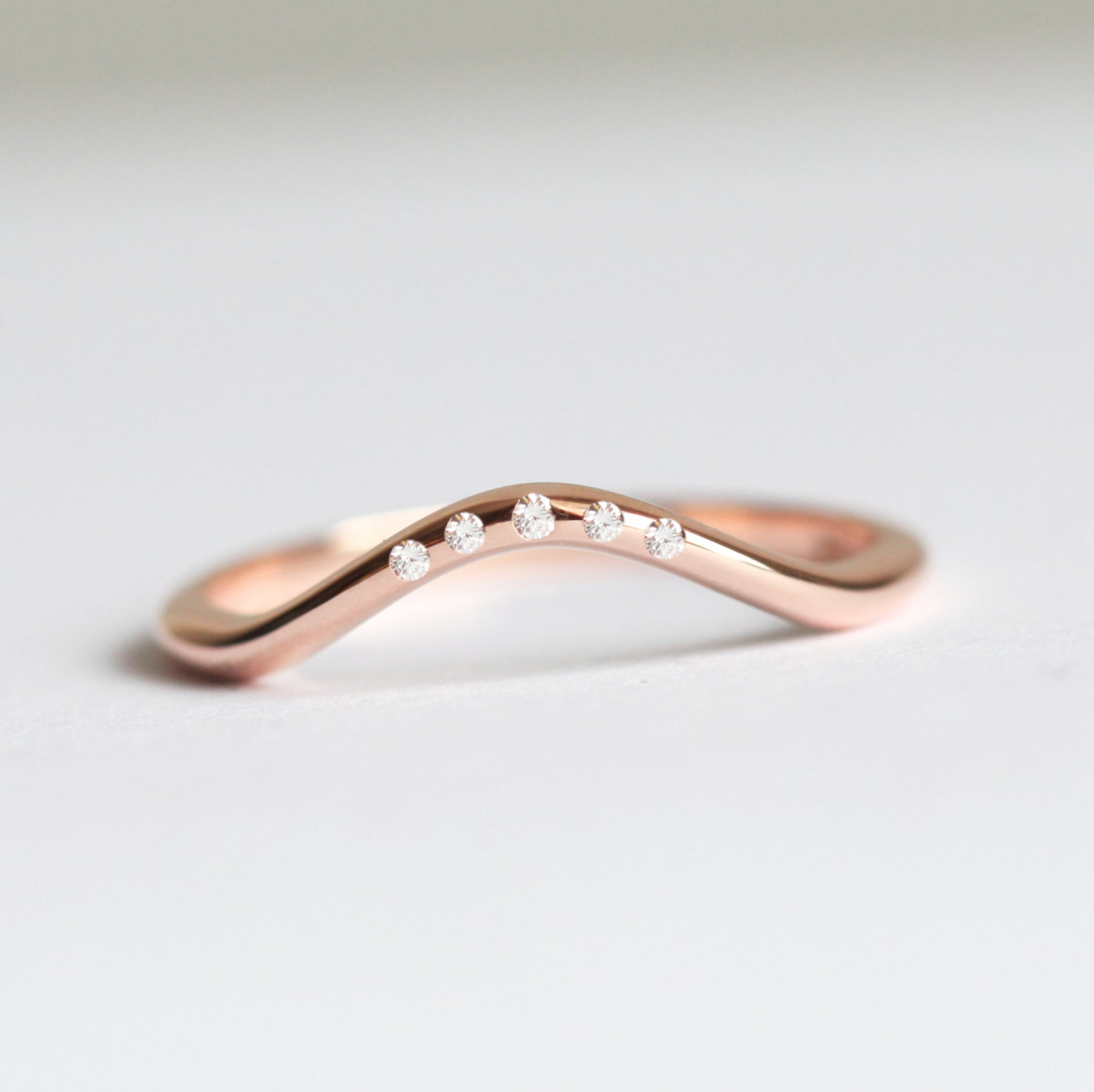 Curved Wedding Band With Diamonds 14k or 18k Solid Gold - Etsy UK