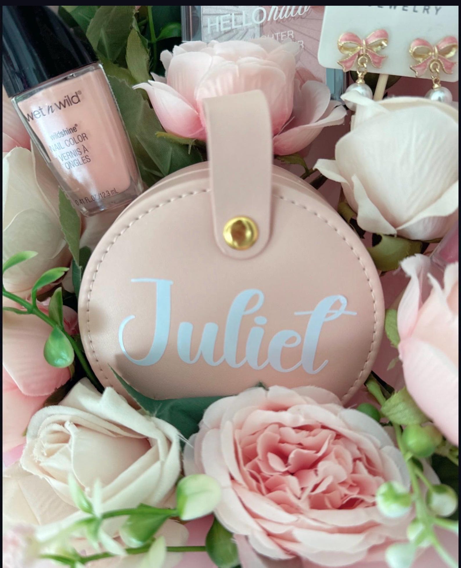 Personalized Flower Bouquet Gift Set With Custom Jewelry Box and Beauty ...