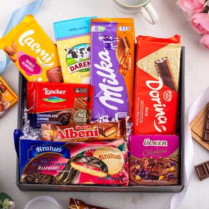 World Chocolates Box | Taste the Chocolates From 9 Countries | Gift Box ...