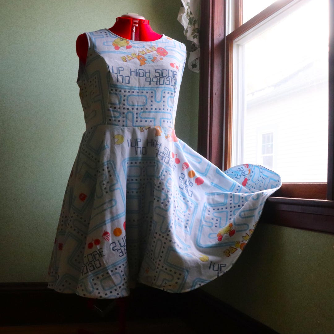 Retro Pac-man Gamers Spin Dress One of a Kind Upcycled Vintage Sheet ...