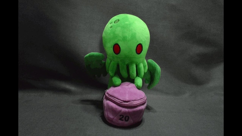 Cthulhu Plush Dice Guardian – Lovecraft D20 Dice Holder - Etsy